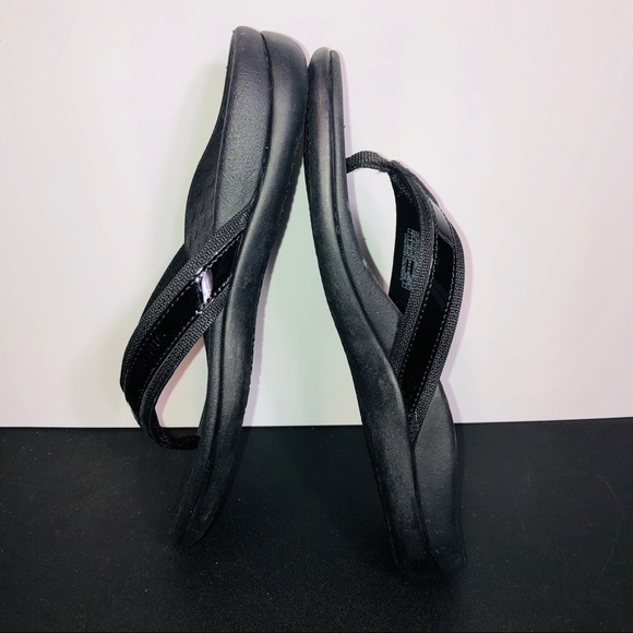 Vionic | Shoes | Gently Used Vionic Orthopedic Toepost Sandals | Poshmark